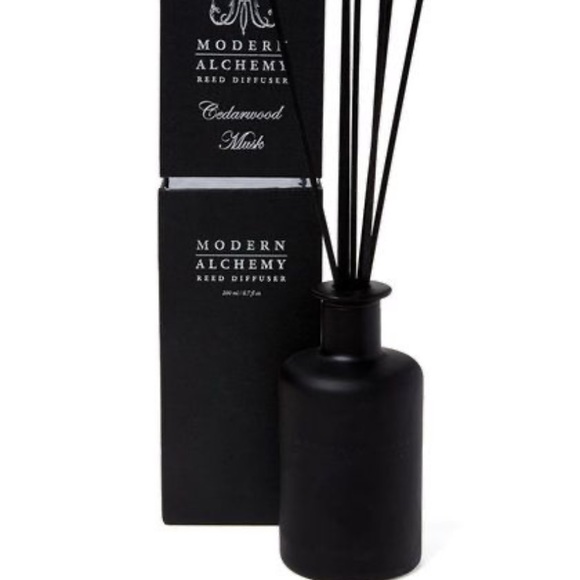 D.L. & Co | Accents | Dl Co Modern Alchemy Reed Diffuser Cedarwood Musk Bnib Discontinued Rare ...